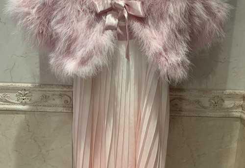 Шубка, накидка, гаржетка Blumarine