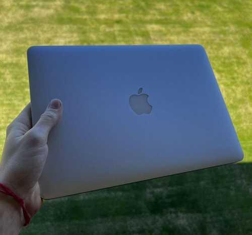 Apple macbook pro 2017