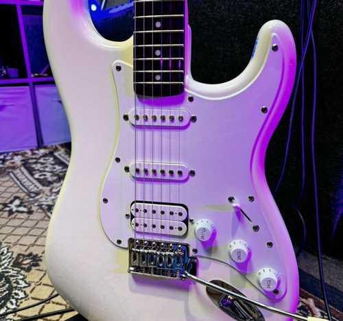 Электрогитара Stratocaster Fender Squier Bullet