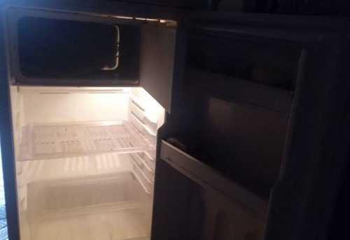 Холодильник Саратов, маленький, Модел 1225 М