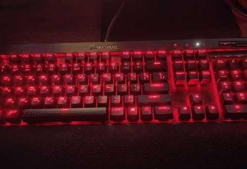 Механическая клавиатура Corsair K70 Rapidfire