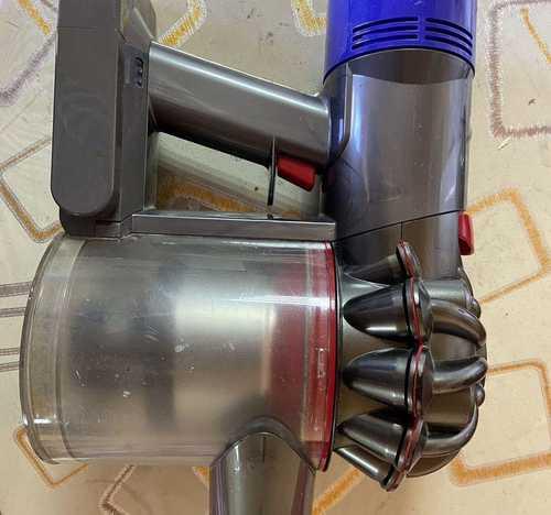 Пылесос dyson v6