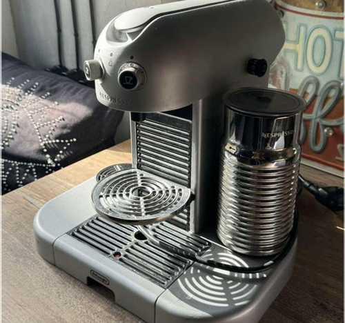 Кофемашина delonghi nespresso