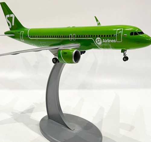 Модель самолета airbus a320Neo s7 аэробус с7