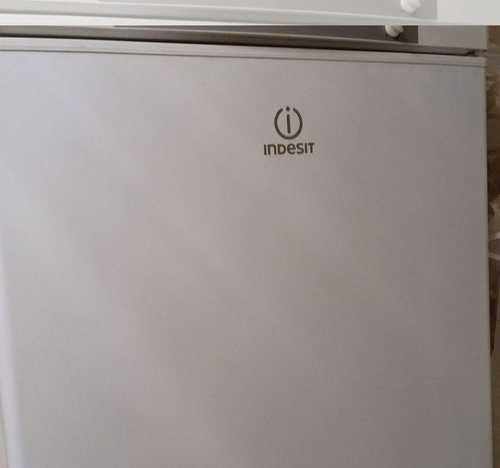 Холодильник indesit no frost бу