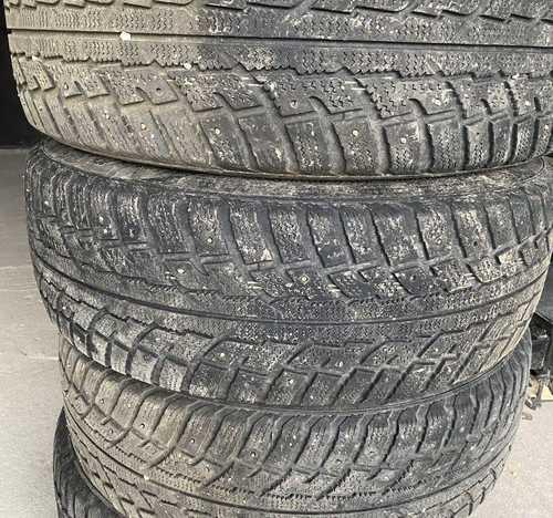 Marshal I'Zen RV Stud KC16 235/60 R18