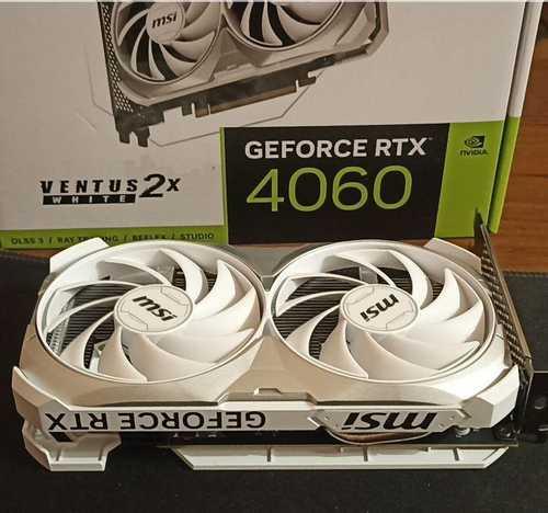 Видеокарта MSI GeForce RTX 4060 ventus 2X white OC