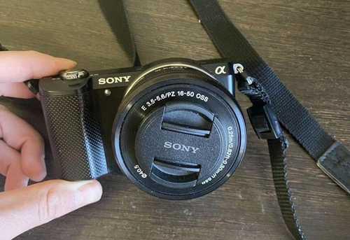 Зеркальный фотоаппарат Sony a5000