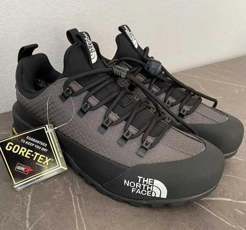 Зимние кроссовки The North Face