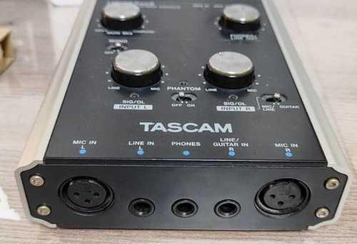 Аудиоинтерфейс Tascam US-122mkii