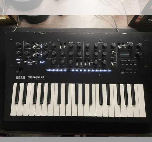 Korg minilogue xd