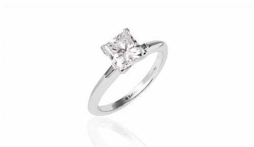 Кольцо с бриллиантом RalfDiamonds Кольцо с бриллиа