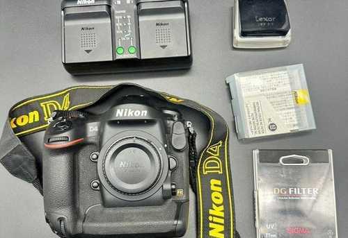 Nikon D4 (пробег 2700 кадров) + штативы