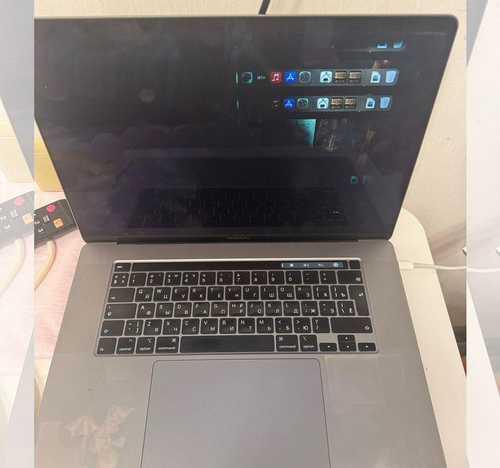 Apple macbook pro A2141 i9/16/1tb