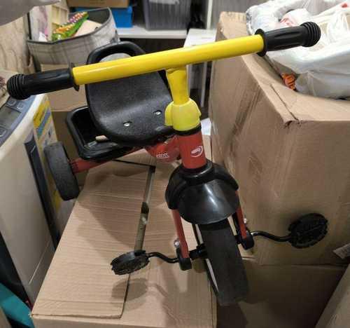 Детский трехколесный велосипед бу