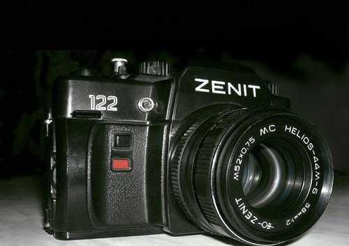 Фотоаппарат плёночный Zenit 122