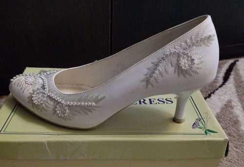 Туфли женские свадебные