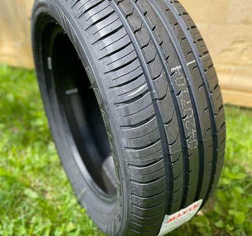 Maxxis Premitra HP5 215/55 R17 94V