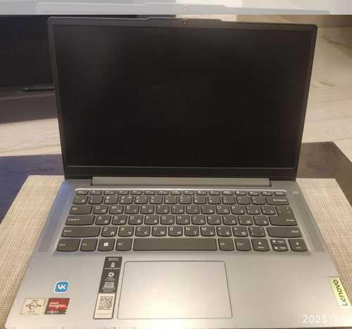 Lenovo IdeaPad Slim 3 14AMN8 Ноутбук 14"