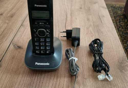 Цифровой беспроводной телефон Panasonic KX-TG1611R