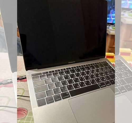 Apple macbook pro 13 2017