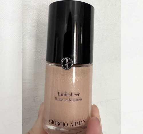 Флюид Armani fluid sheer 2 тон хайлайтер