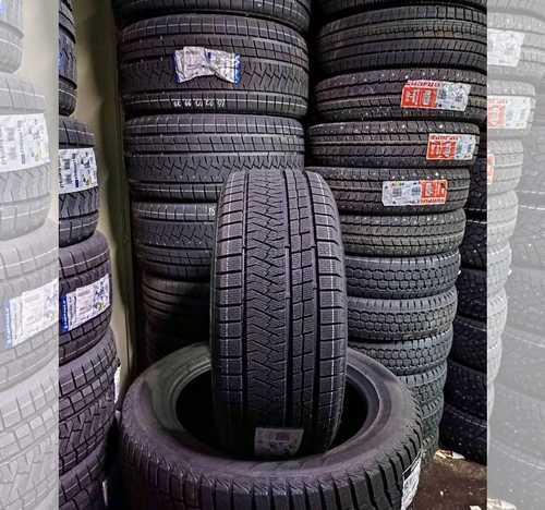 Triangle Trin PL02 265/40 R20 104V