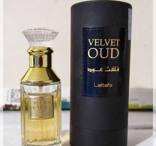 Парфюмерная вода Lattafa Velvet Oud