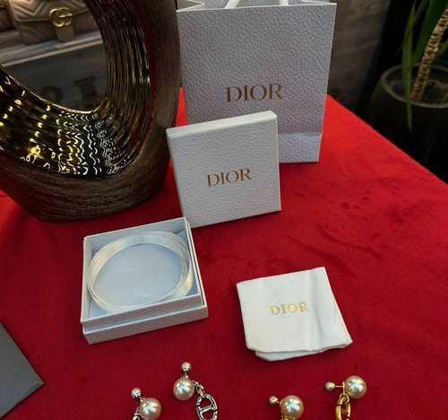 Серьги Christian Dior