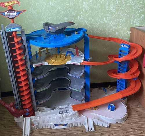 Трек hot wheels