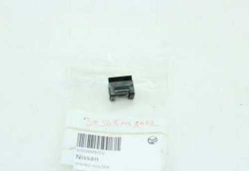 Nissan 30506-M8002 Крепление выжимного подшипника
