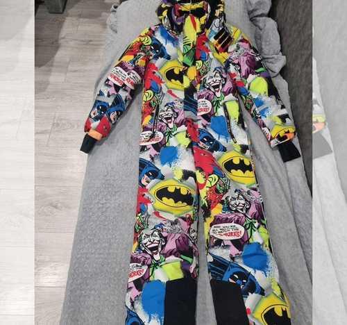 Продам комбинезон зимний 134