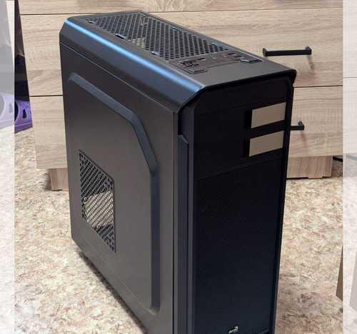 Корпус AeroCool Aero 500