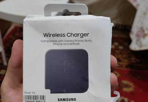 Беспроводная зарядка Samsung Wireless Charger