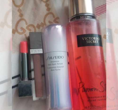 Помада burberry,serum shiseido,sisley,спрей vs