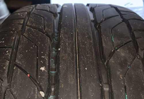 Nitto NT555 215/35 R19 и 235/35 R19 91Y