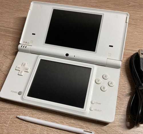 Nintendo DSi