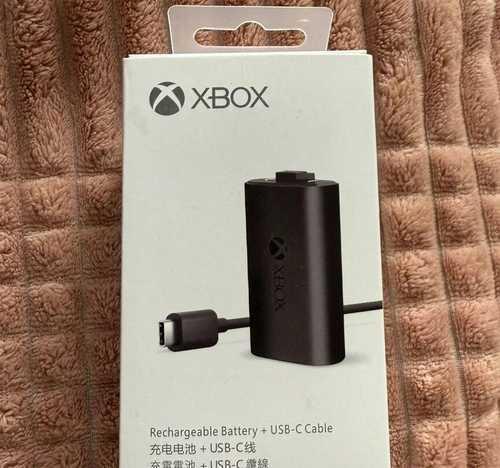 X-box rechargeable battery   USB-C cable