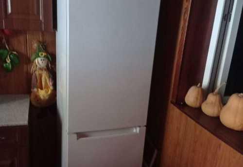Холодильник inbezit