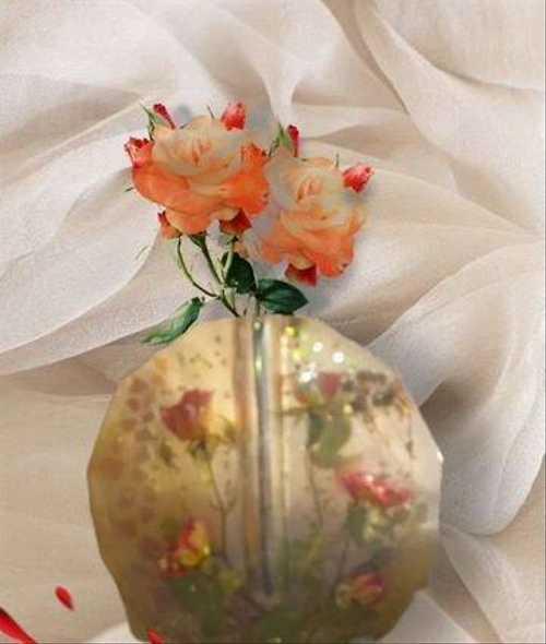 Оригинальная ваза для цветов