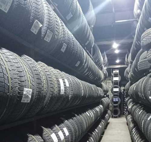 Opera Gold 235/55 R17 103W