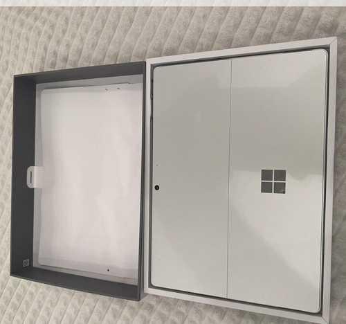 Microsoft surface pro 9 i7