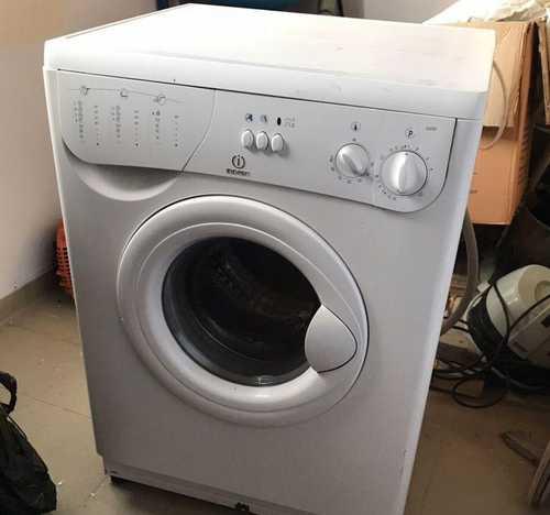 Стиральная машина Indesit W 63 T EX