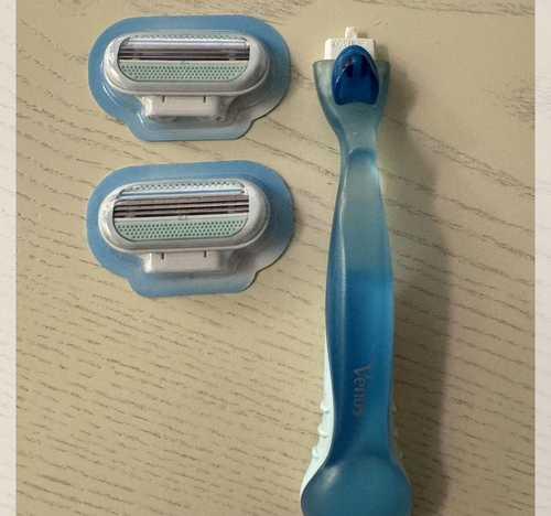 Бритвенный станок Gillette Venus