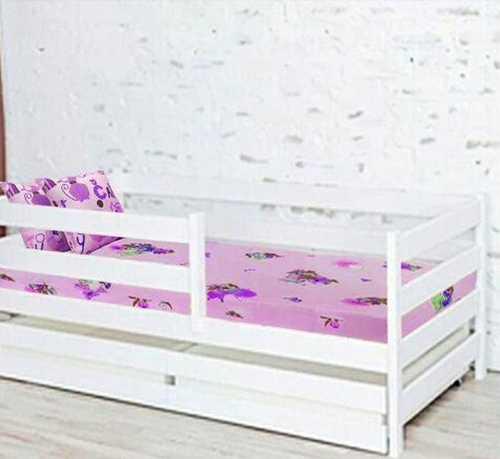 Кроватка из массива для малыша высокий борт софа э