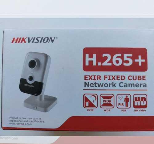 Видеокамера IP Hikvision DS-2CD2423G0-IW