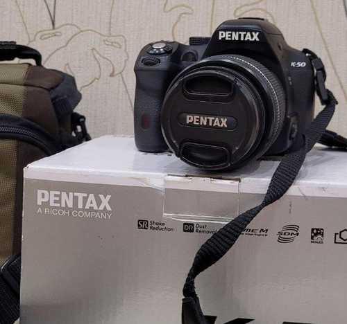 Зеркальный фотоаппарат Pentax K-50 Kit DA L18-55WR