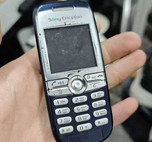 Sony Ericsson J200