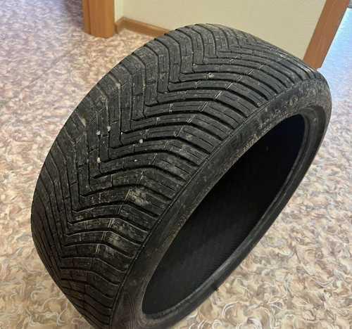Continental AllSeasonContact 235/35 R19