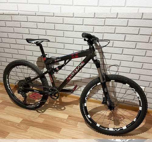 Горный велосипед mongoose otero 26